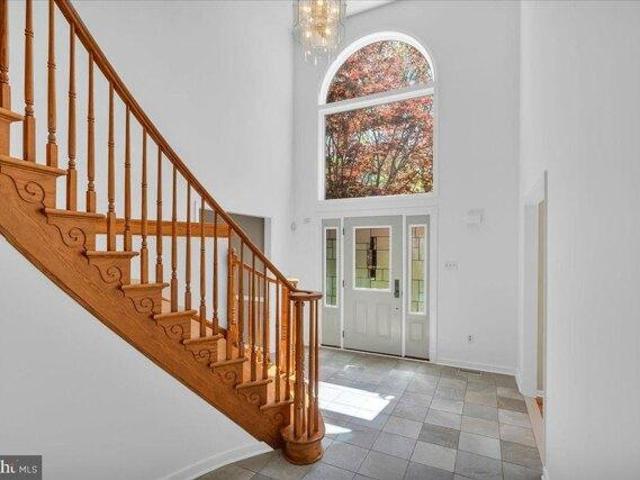 house with 5 bedroom, Southampton NJ ES105156989