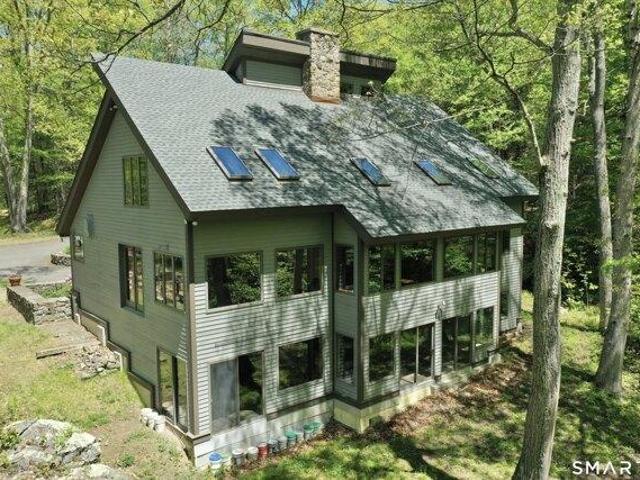 house with 5 bedroom, Southbury CT DLS102475868