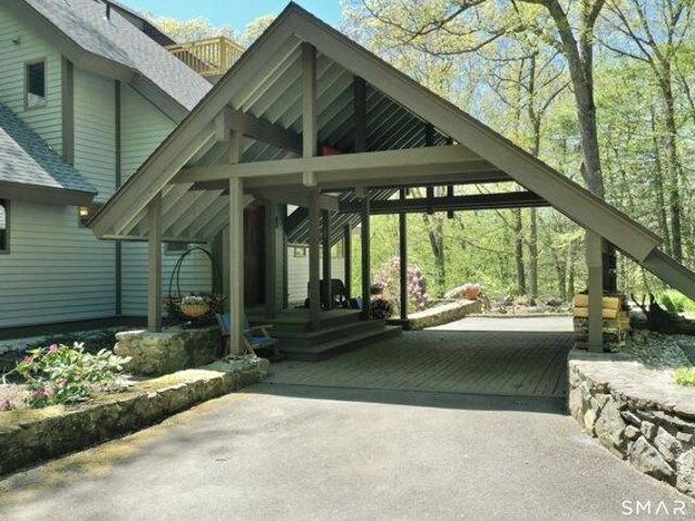 house with 5 bedroom, Southbury CT ES103930671