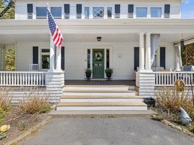 house with 5 bedroom, Southborough MA DS102089454