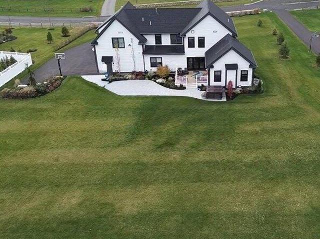 house with 5 bedroom, Southborough MA DS102089942