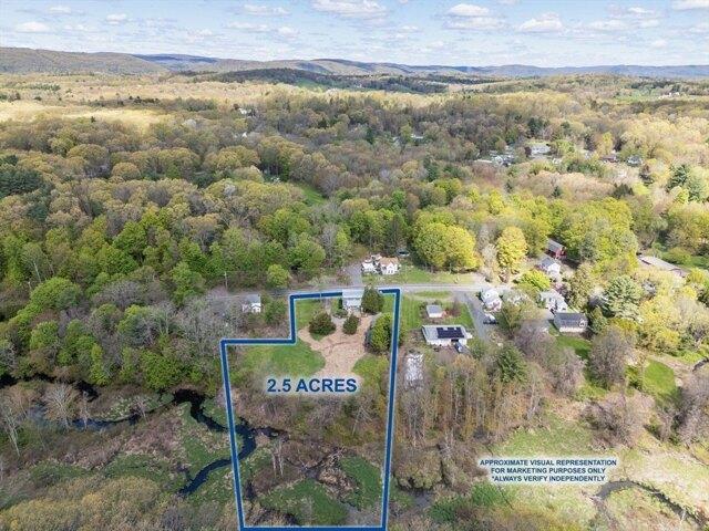 house with 5 bedroom, Southwick MA DLS102669657