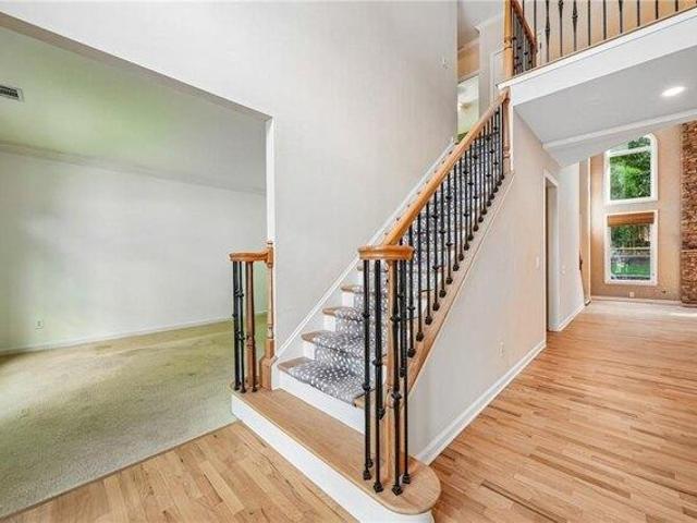 house with 5 bedroom, Smyrna GA ES104901581