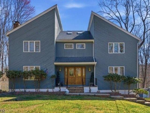 house with 5 bedroom, Sparta NJ DLS102279416