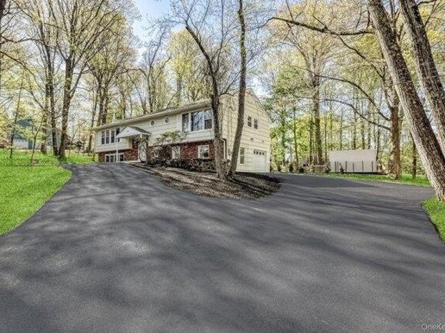 house with 5 bedroom, Spring Valley NY DLS101780197