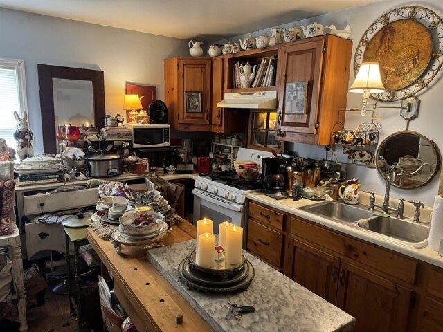 house with 5 bedroom, Springfield VT DS92646750