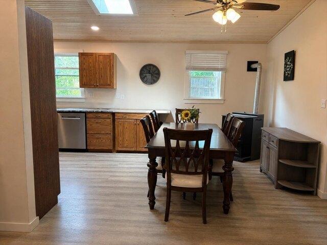house with 5 bedroom, Springfield VT ES104077035