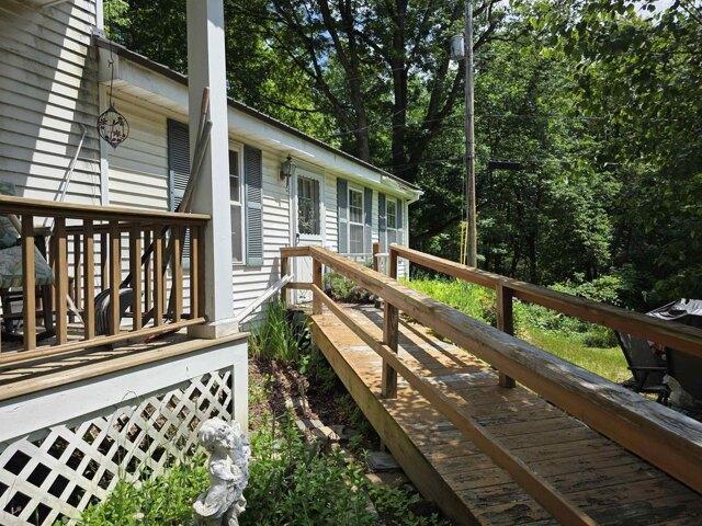 house with 5 bedroom, Springfield VT ES104789239