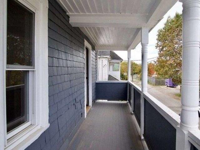 house with 5 bedroom, Springfield MA DLS102860588