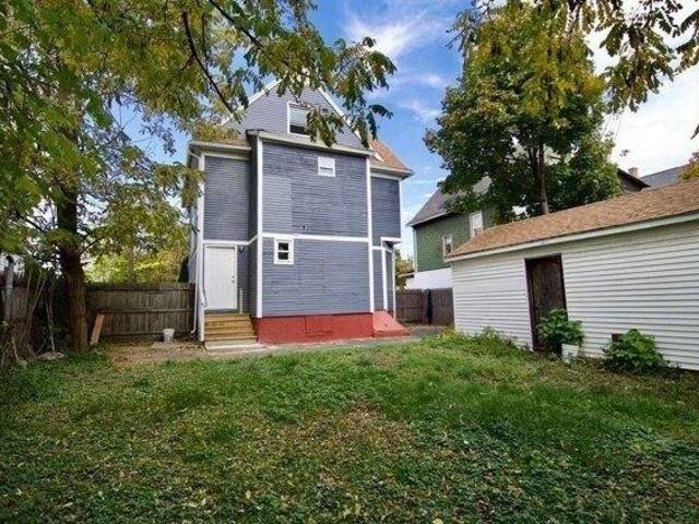 house with 5 bedroom, Springfield MA ES104009746