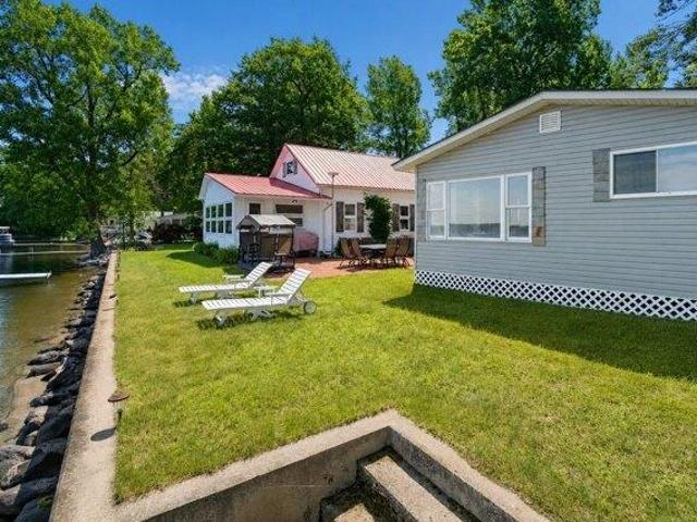 house with 5 bedroom, Swanton VT ES105125766