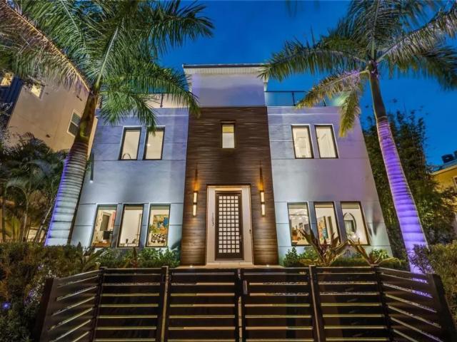house with 5 bedroom, St Petersburg FL ES102795069