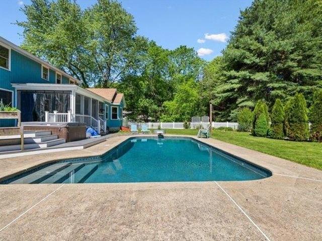 house with 5 bedroom, Stow MA DS103967592