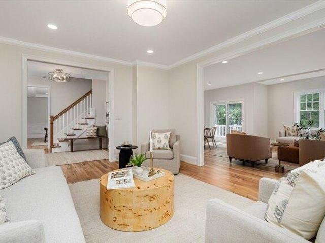 house with 5 bedroom, Stow MA ES103441643