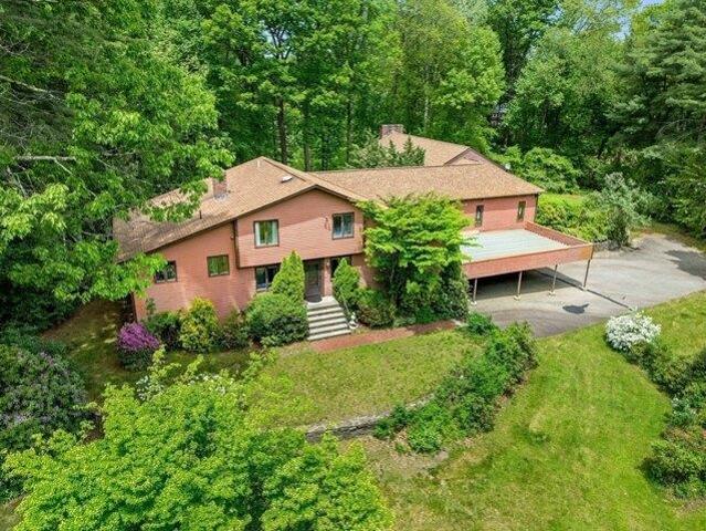 house with 5 bedroom, Stow MA ES103773739
