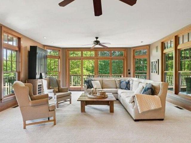 house with 5 bedroom, Stowe VT ES104608606
