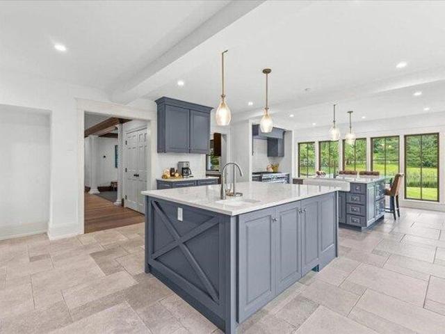 house with 5 bedroom, Stowe VT ES105114884
