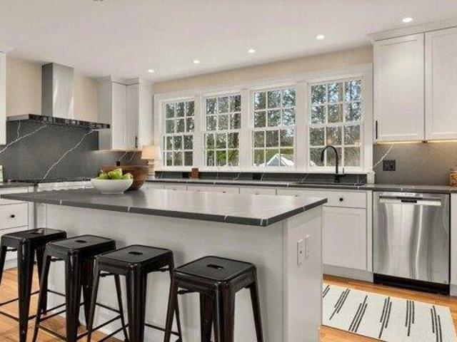 house with 5 bedroom, Stockbridge MA ES105127744