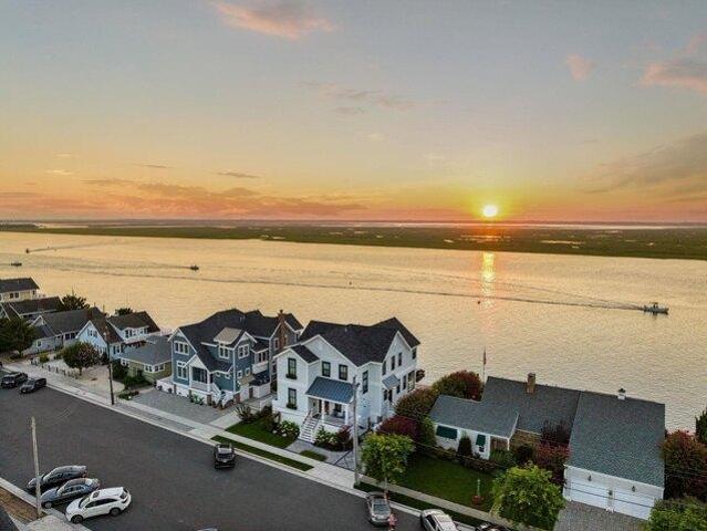 house with 5 bedroom, Stone Harbor NJ DS102279446