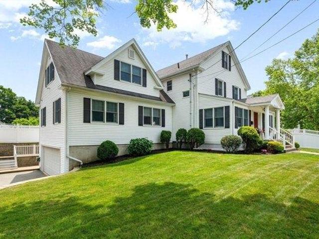 house with 5 bedroom, Stoneham MA ES103437760