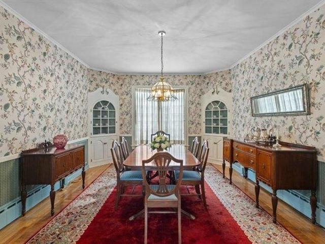 house with 5 bedroom, Stonington CT DLS102563664