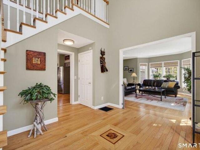 house with 5 bedroom, Stonington CT DS103624274