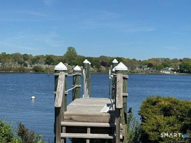 house with 5 bedroom, Stonington CT DS103665987
