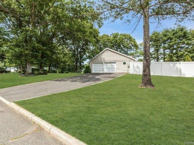 house with 5 bedroom, Stony Brook NY ES104906441