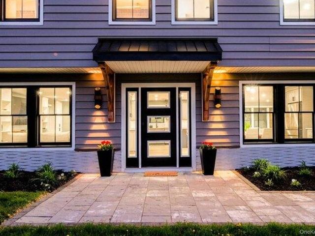 house with 5 bedroom, Stony Brook NY ES104921984