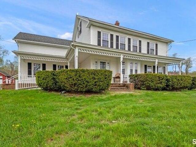 house with 5 bedroom, Stafford CT DLS102256561