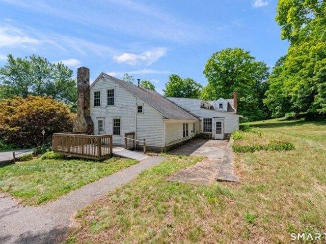 house with 5 bedroom, Stafford CT ES104568146
