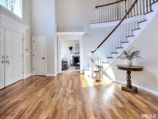 house with 5 bedroom, Stamford CT DLS101749350