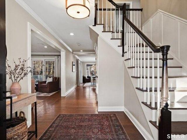 house with 5 bedroom, Stamford CT DS101781769