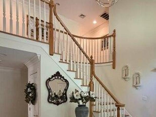 house with 5 bedroom, Stamford CT DS104262531