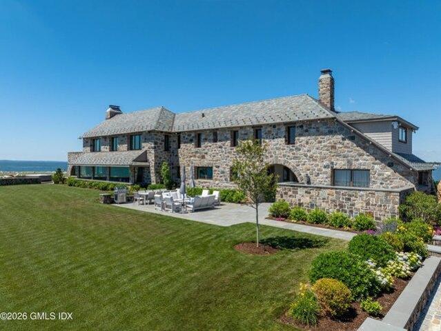 house with 5 bedroom, Stamford CT ES103619738
