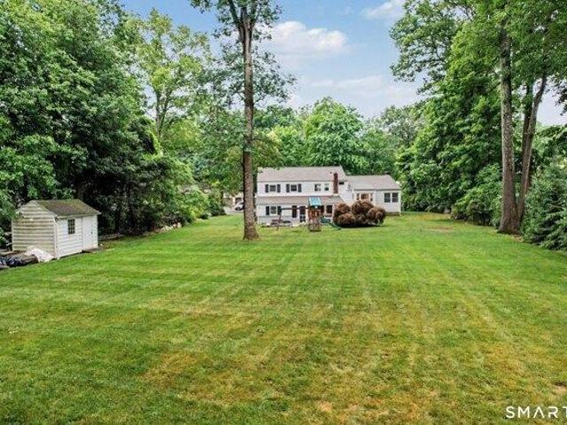 house with 5 bedroom, Stamford CT ES104607338