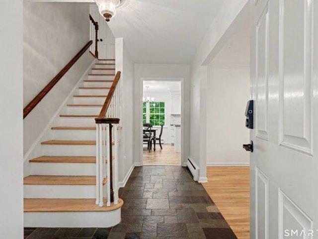 house with 5 bedroom, Stamford CT ES104759346