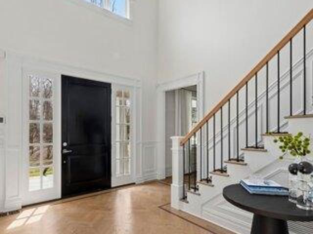 house with 5 bedroom, Stamford CT ES104761330
