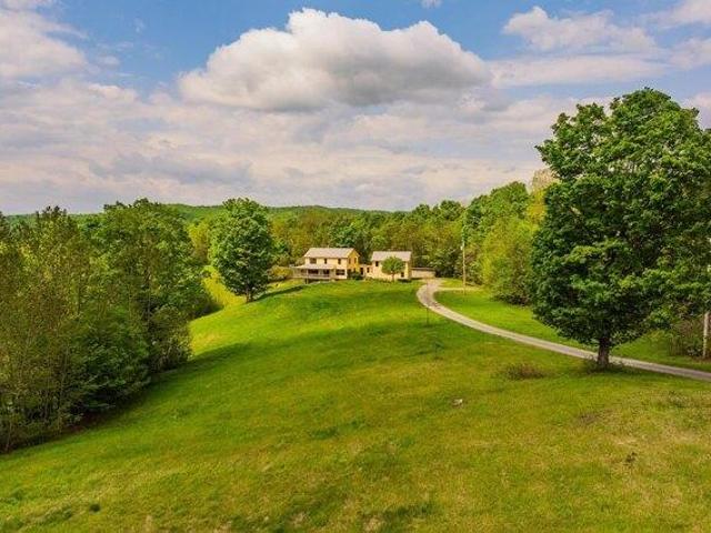 house with 5 bedroom, Strafford VT DS103603998