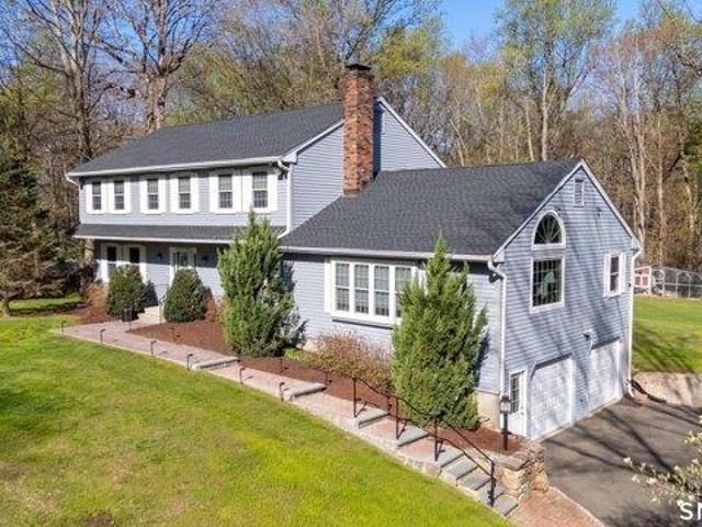 house with 5 bedroom, Stratford CT DLS102444215