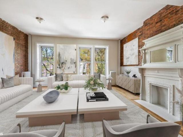 house with 5 bedroom, Stuyvesant Heights NY ES98818497