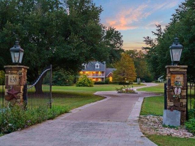 house with 5 bedroom, Sunnyvale TX DLS95780957