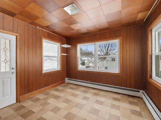 house with 5 bedroom, Suffern NY DLS102279754