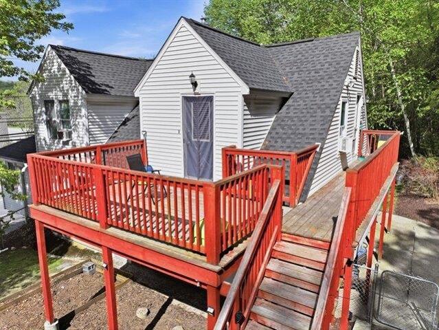 house with 5 bedroom, Sutton MA DLS102960514