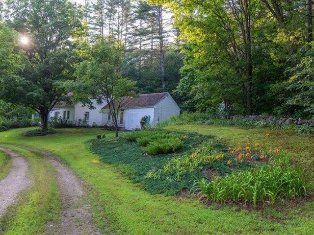 house with 6 bedroom, Tamworth NH DLS102156582