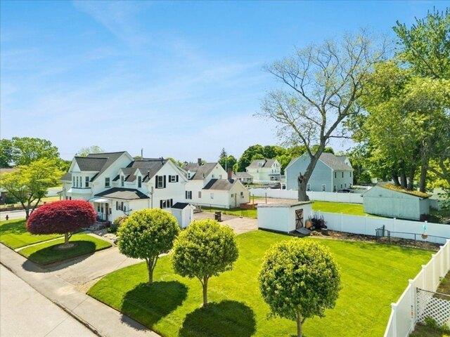 house with 6 bedroom, Taunton MA DS103849400