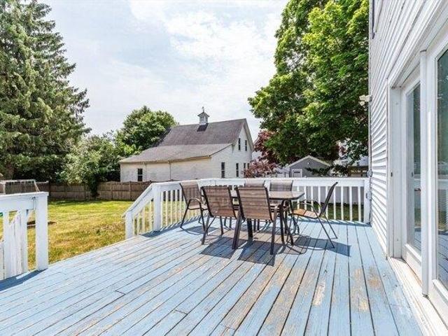 house with 6 bedroom, Taunton MA ES104112536