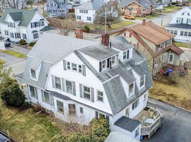 house with 6 bedroom, Taunton MA ES103249235
