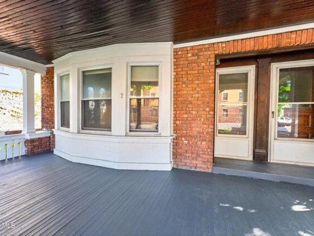 house with 6 bedroom, Troy NY ES103627043