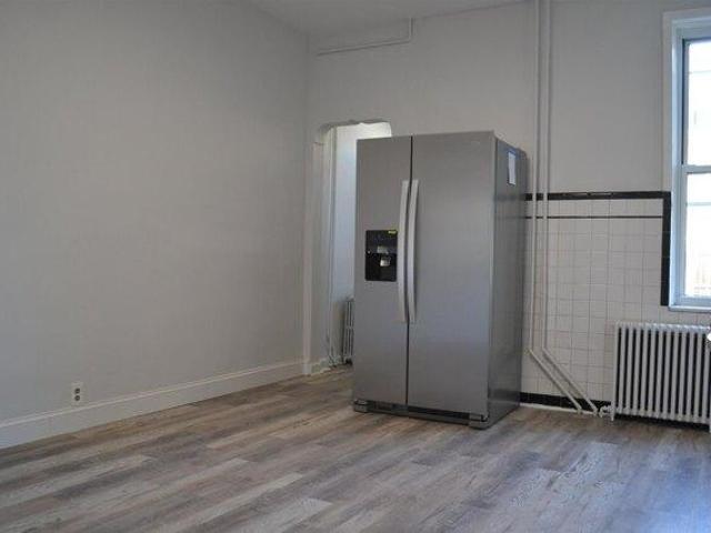 house with 6 bedroom, Union City NJ ES105231430
